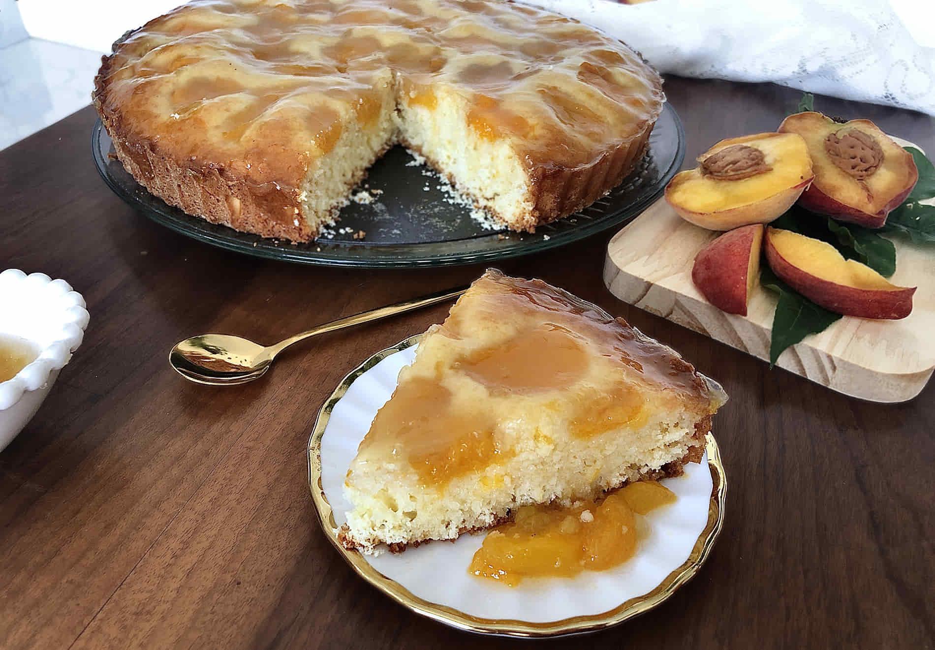 Fresh Peach Cake Recipe – Old-Fashioned Family Dessert